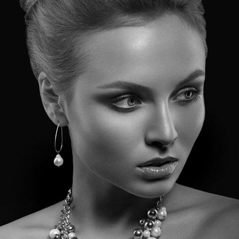 One Light Photography Tutorial: 10 Ways to Shoot with One Light