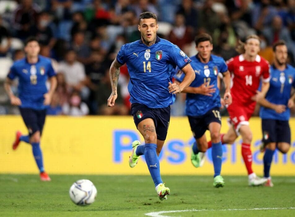 7 Iconic Moments in World Soccer: FAMOUS PHOTOS IN SPORT