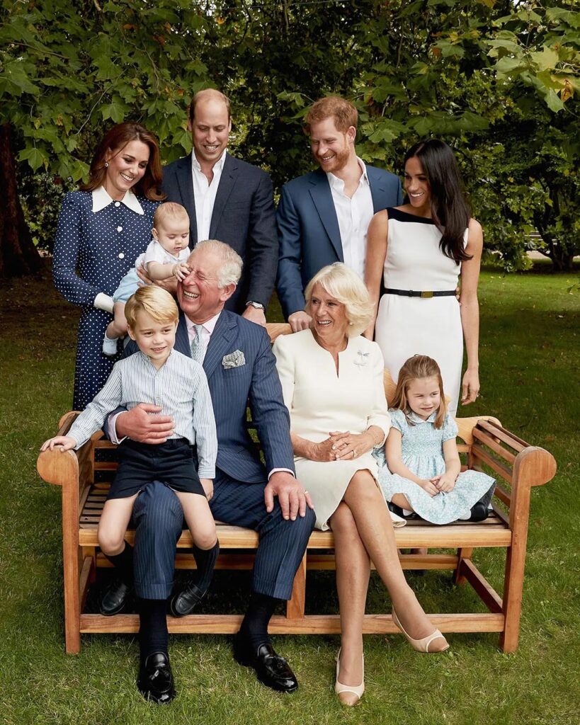 The History of Royal Family Portrait Photographs