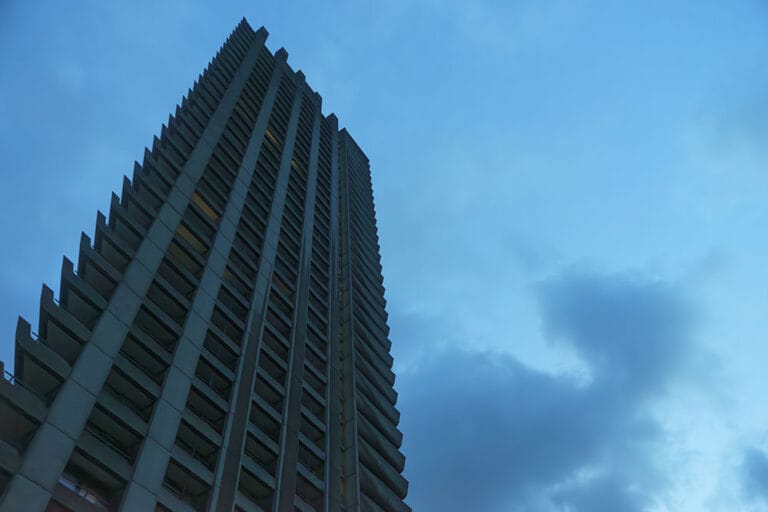 A Practical Guide on How to Fix Grainy Photos